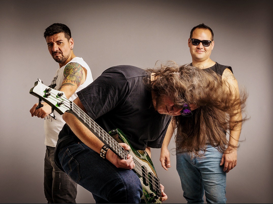 Peak Level estrena nuevo single 2024 "Fuera de acá"