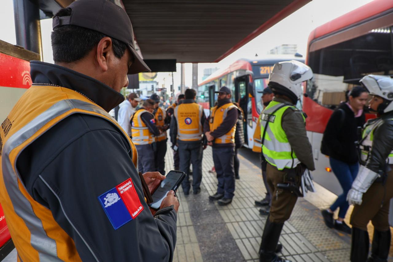 MTT realiza operativos masivos de control al pago del pasaje en buses ...