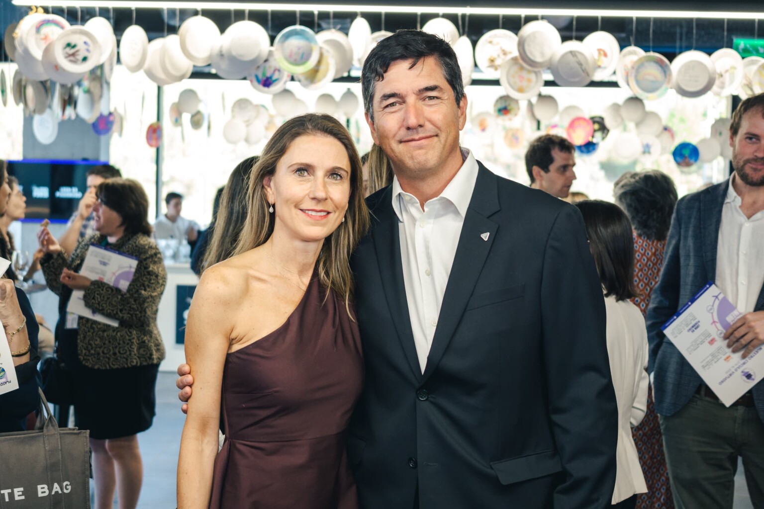 Fundación Familias Primero celebra 10 años con gala en el Claro Arena